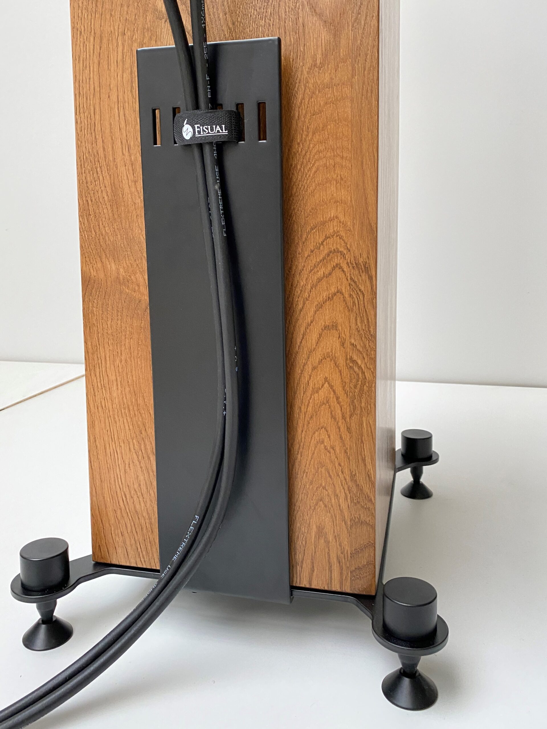 Metal Speaker Stands | Solid Steel Speaker Stands | Floor Standing ...